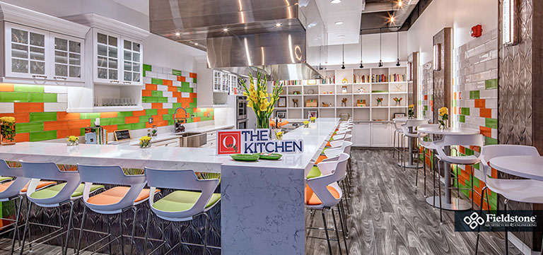 the-kitchen-cooking-with-que